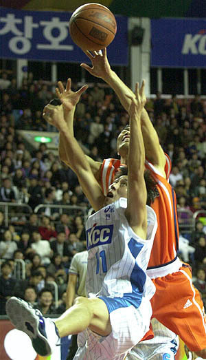 [kcc] KCC '펄펄' KTF에 설욕