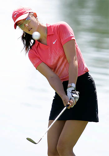 프로 전향 위성미 'LPGA 2% 부족'